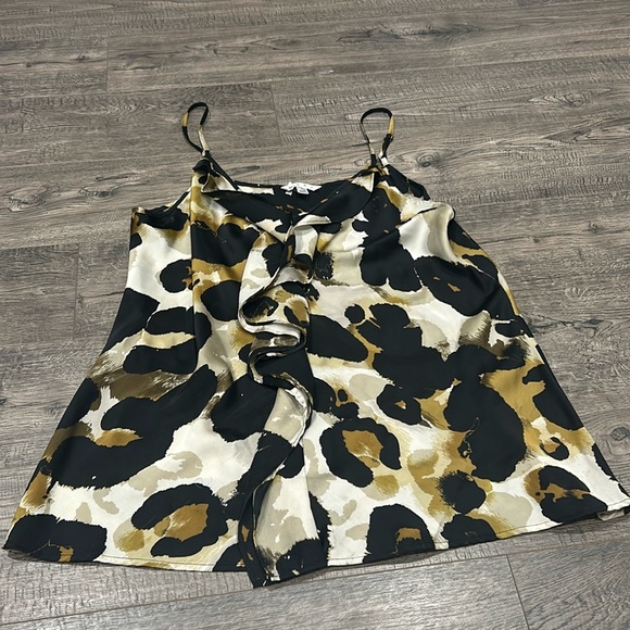 CAbi | Tops | Cabi Tank Size Large | Poshmark
